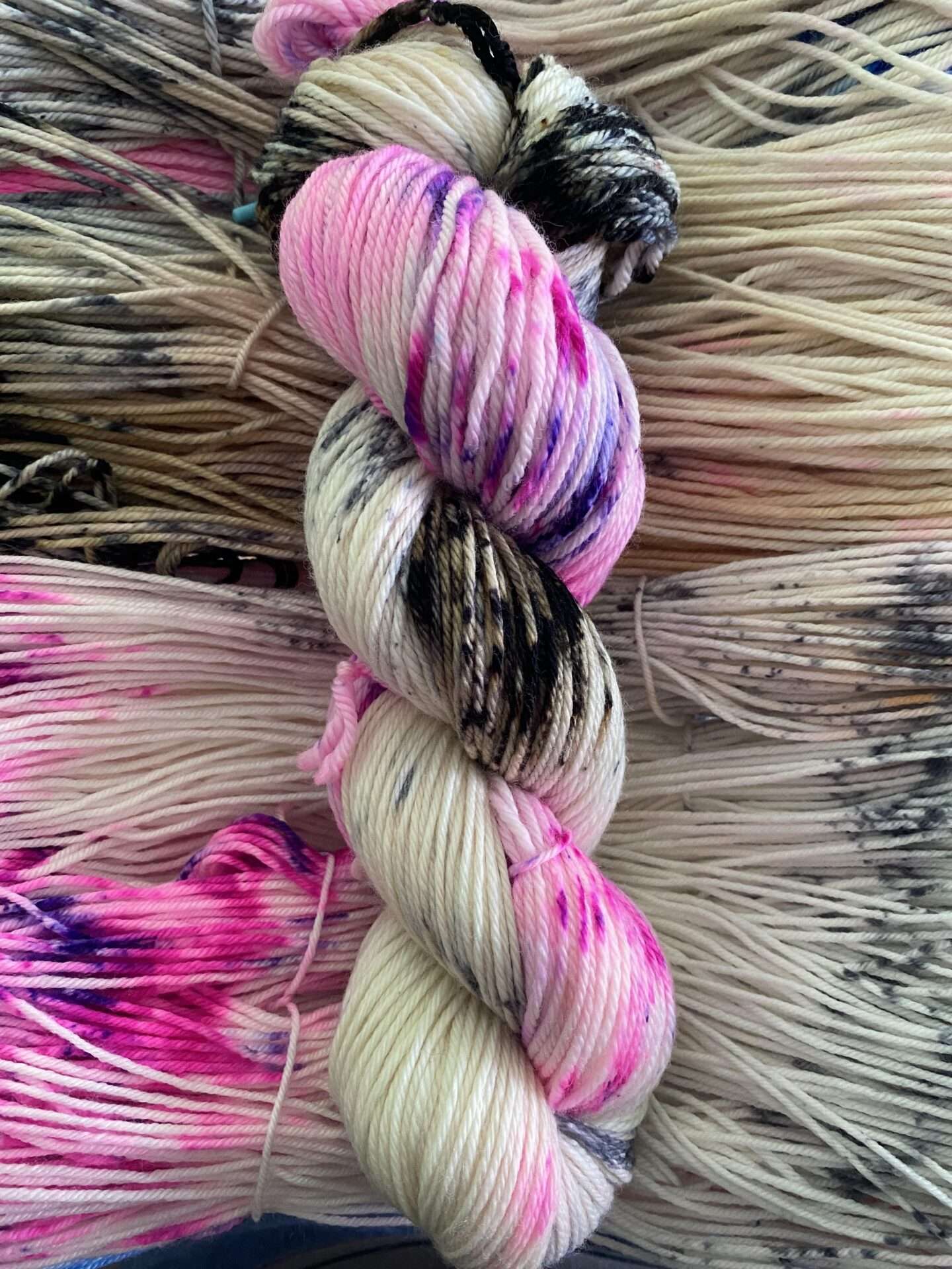 Ace In The Hole - Critical Hit Dyes